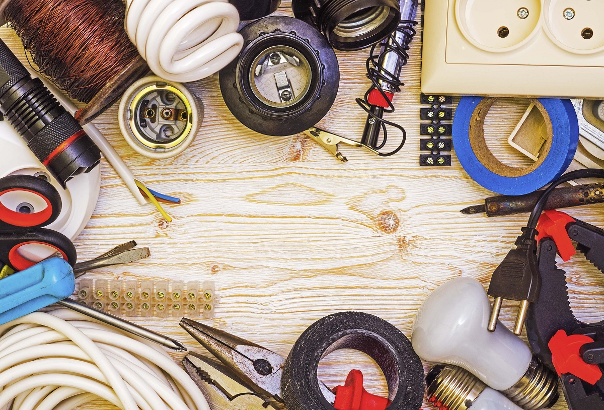 How to Identify The Reason Behind Your Electrical Problems | Oryxin ...
